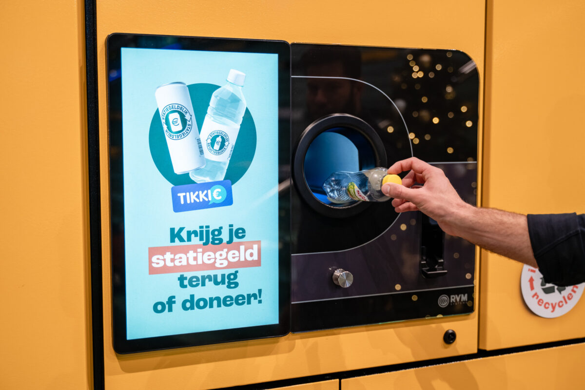 Verpact en Pathé plaatsen RVM Systems statiegeldmachines in bijna alle ...
